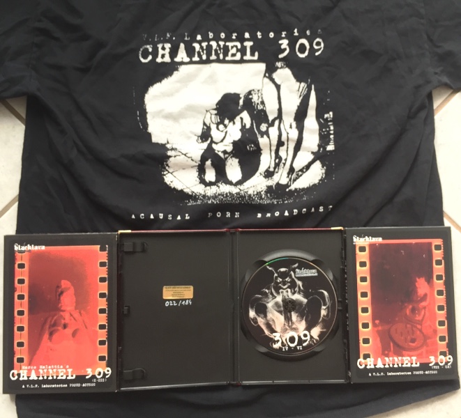 Channel 309 - Episoden 1-9 Leatherbook T-Shirt Kaufen!